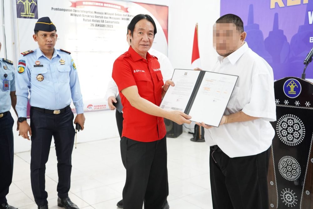 Kemenkumham Kaltim Berikan Remisi di Momen Waisak 2023 - infosatu.co