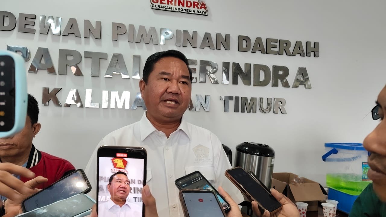 Ekti Imanuel Komit Bangun Jalan dan Air Bersih untuk Kubar dan Mahulu ...